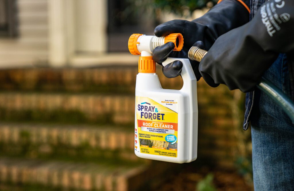 SF Revolutionary Roof Clnr Super Concentrated w/HE 32fo – Spray & Forget